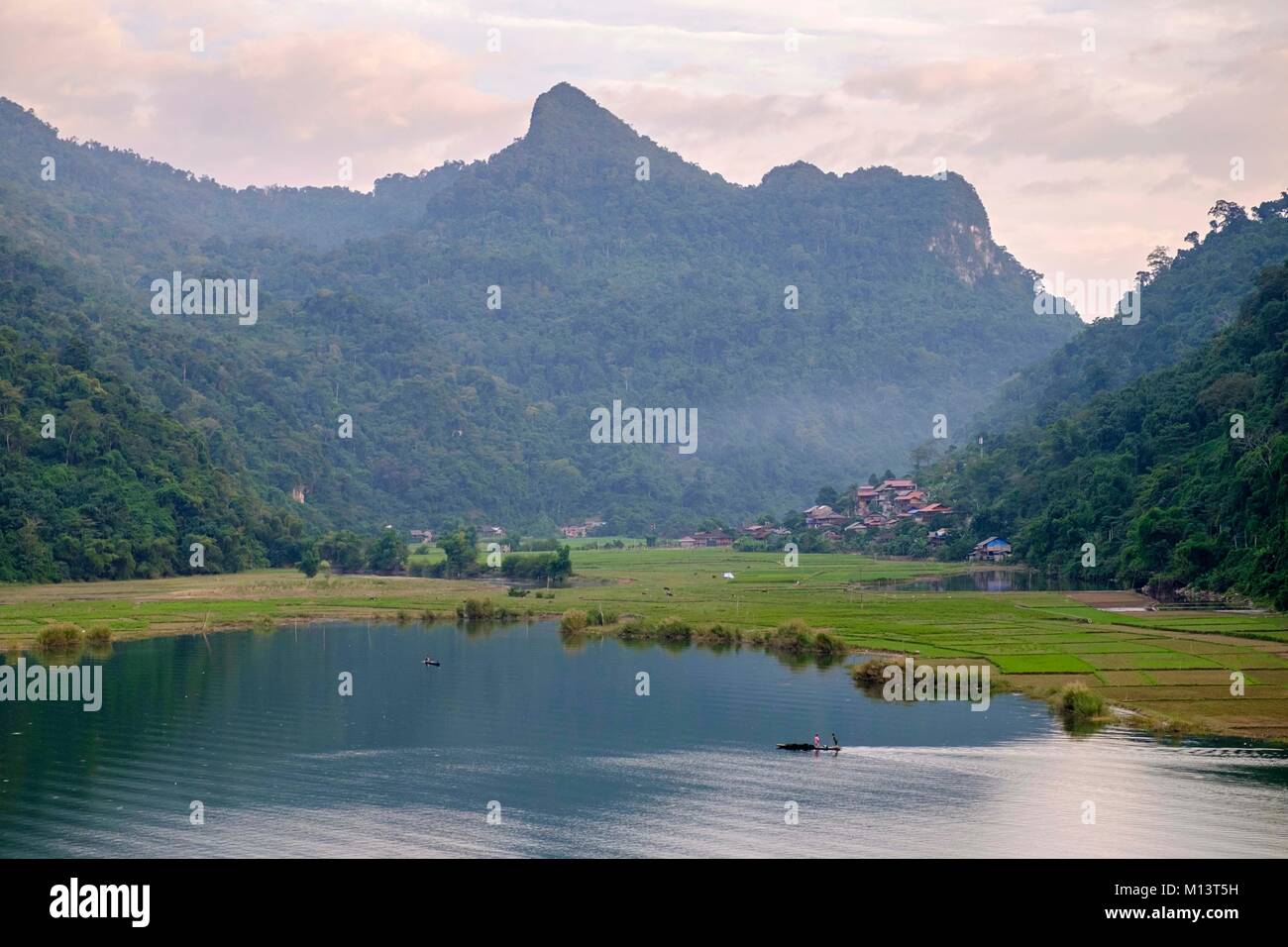 Vietnam, province of Bac Kan, National Park of Ba Be, Ba Be Lake Stock ...