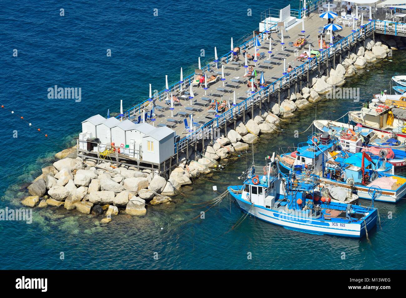 Italy, Campania, Gulf of Naples, Sorrentine Peninsula, Marina di Puolo ...