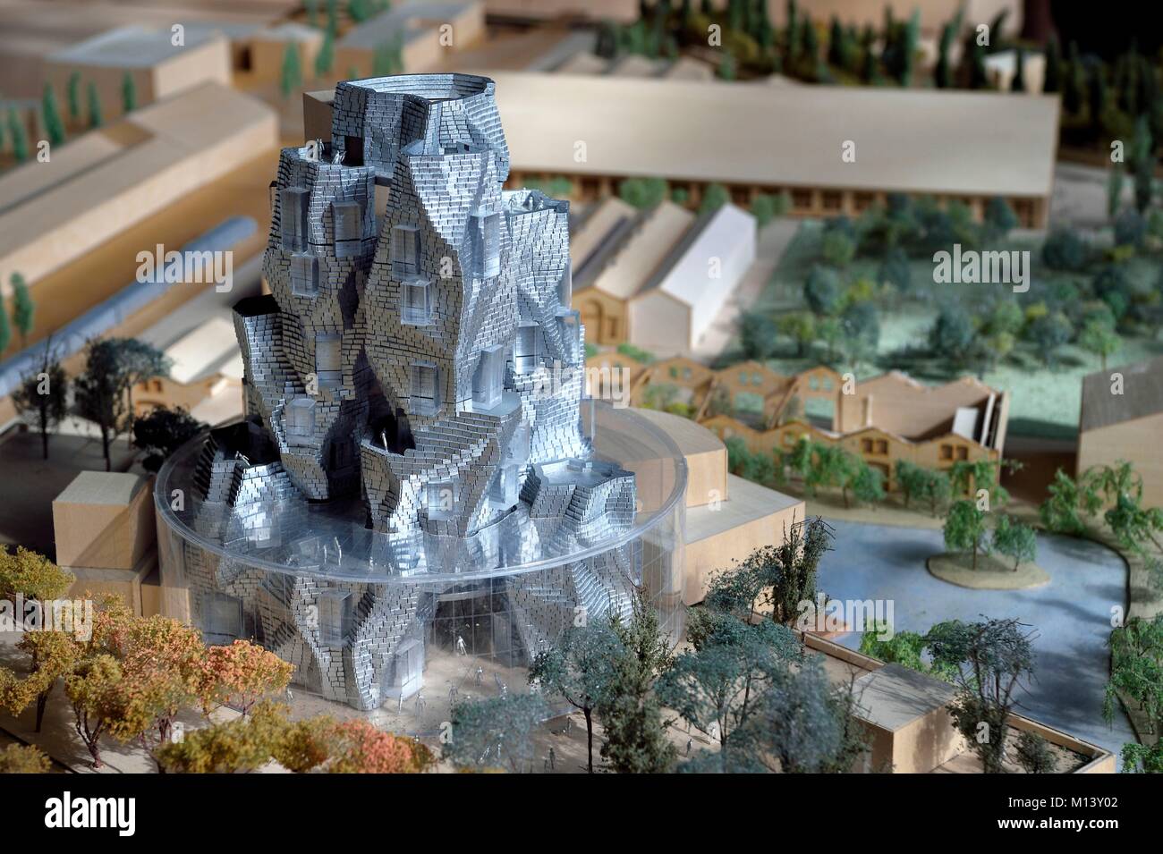 Frank gehry luma arles hi-res stock photography and images - Alamy