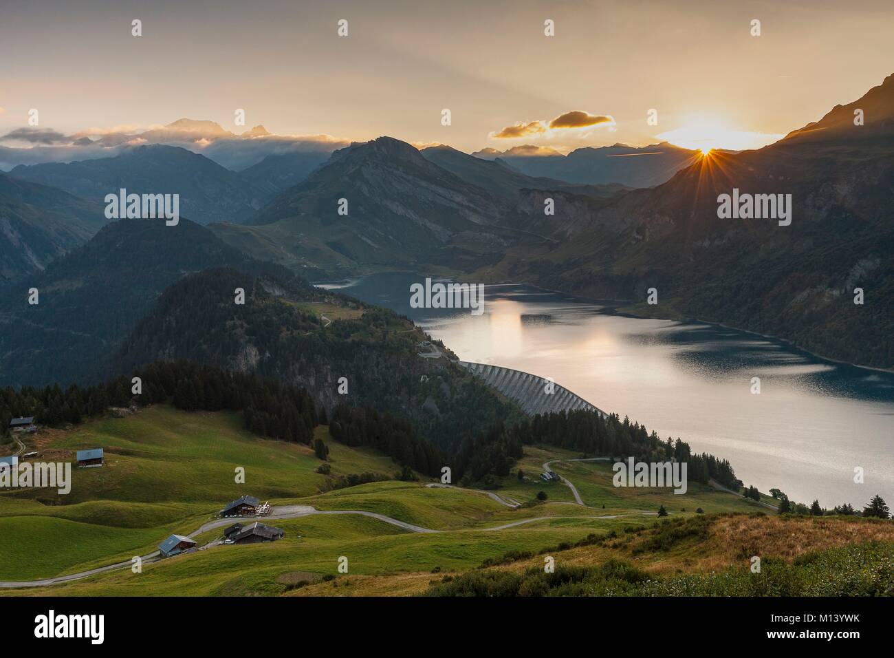 Sunbeam dam hi-res stock photography and images - Alamy