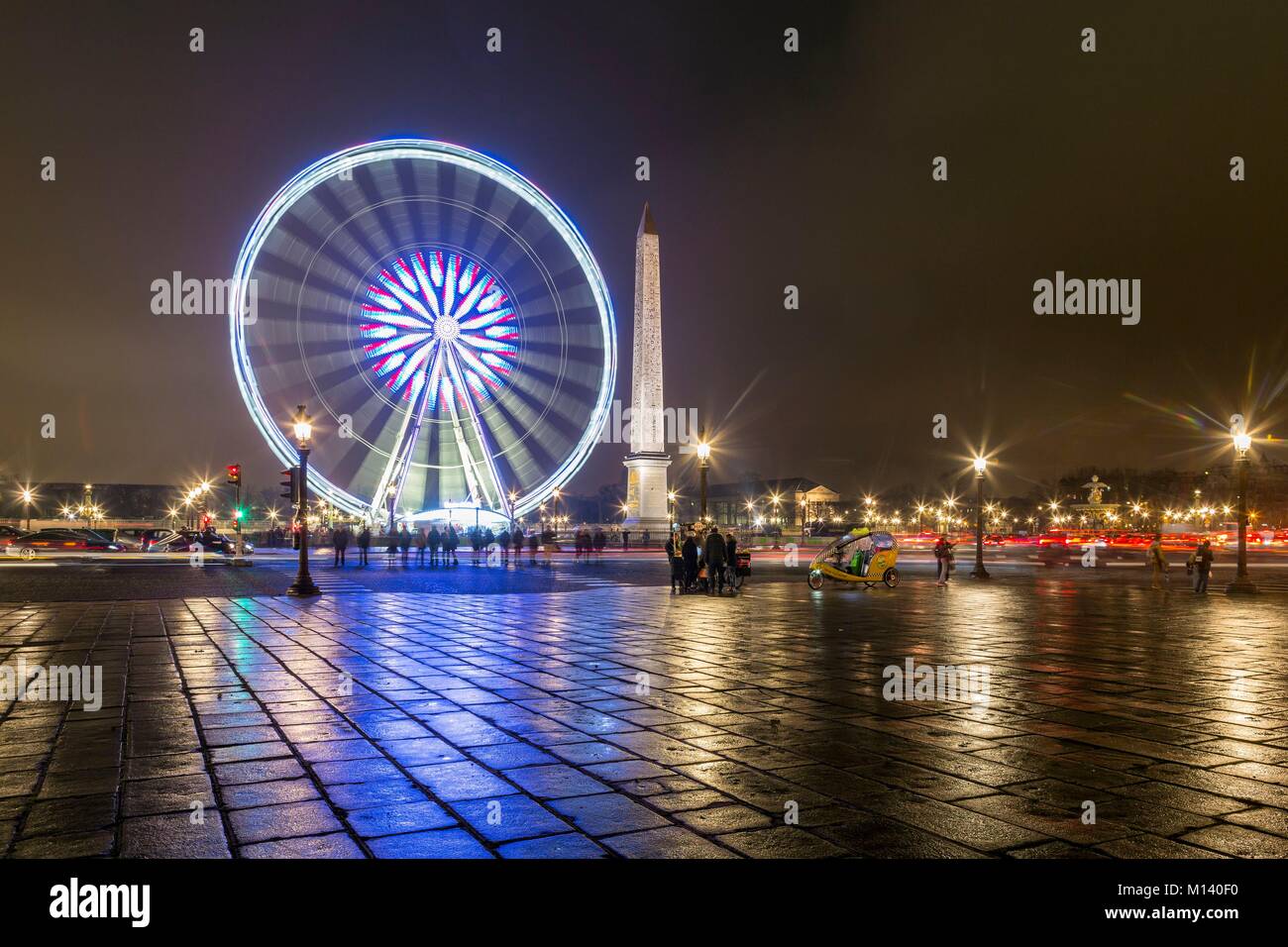 Grande roue de paris hi-res stock photography and images - Alamy