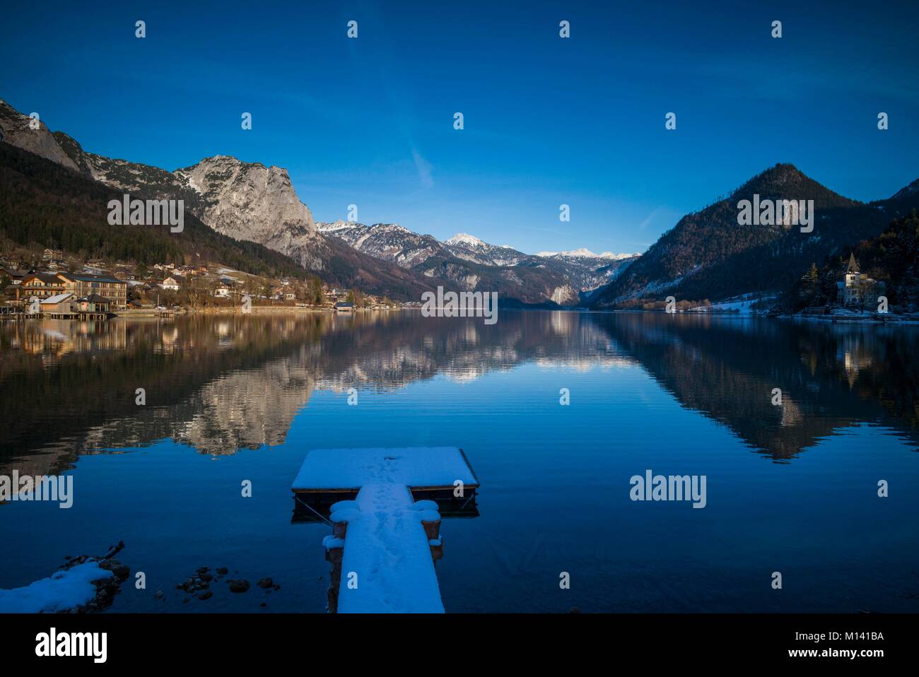 Austria, Styria, Bad Aussee, Grundlsee Lkae, winter Stock Photo - Alamy