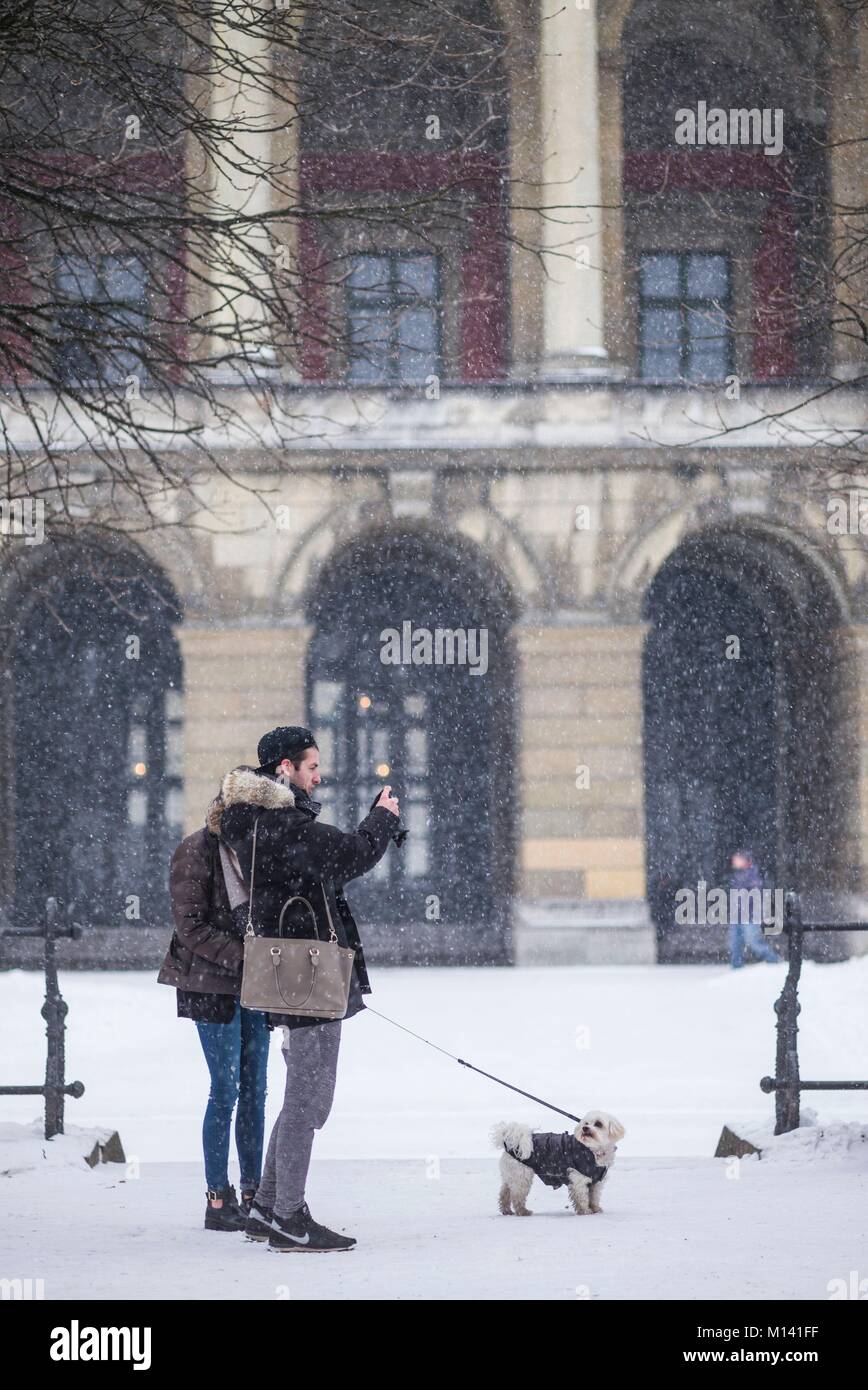 Munich city snow hi-res stock photography and images - Alamy
