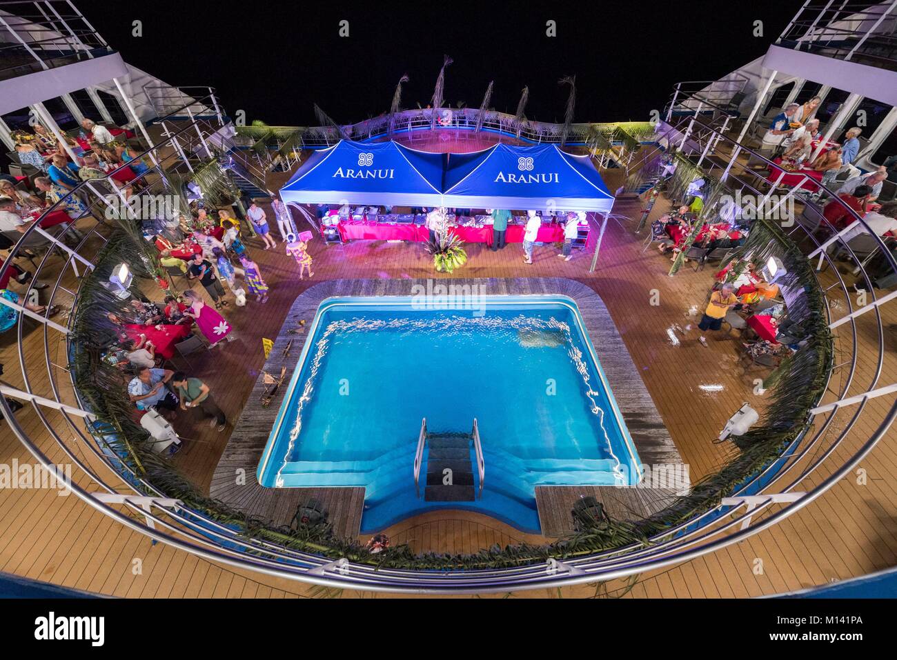 Polynesian architecture hi-res stock photography and images - Alamy