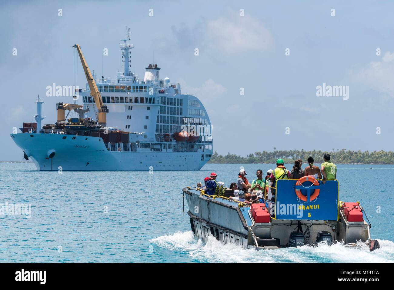 France, French Polynesia, Tuamotu Archipelago, Fakarava Atoll, Rotoava ...