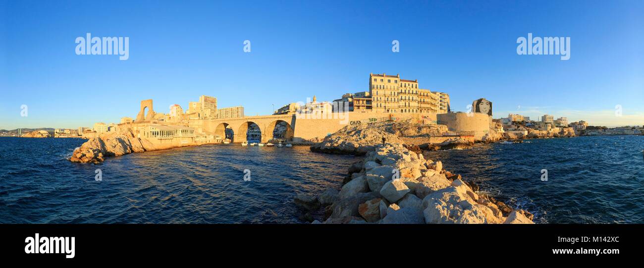 France, Bouches du Rhone, Marseille, Endoume district, cove of the ...