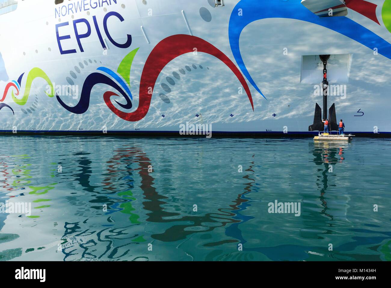 Marseille provence cruise terminal hi-res stock photography and images ...