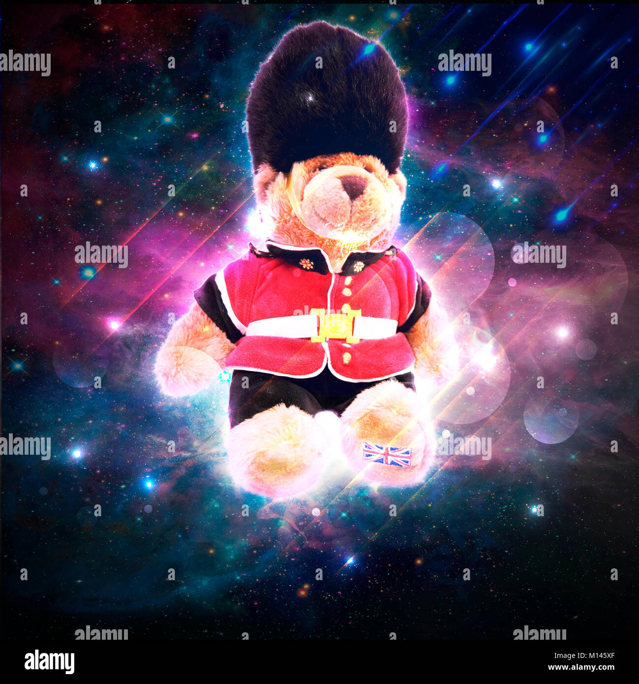 Buckingham palace beefeater hi-res stock photography and images - Alamy