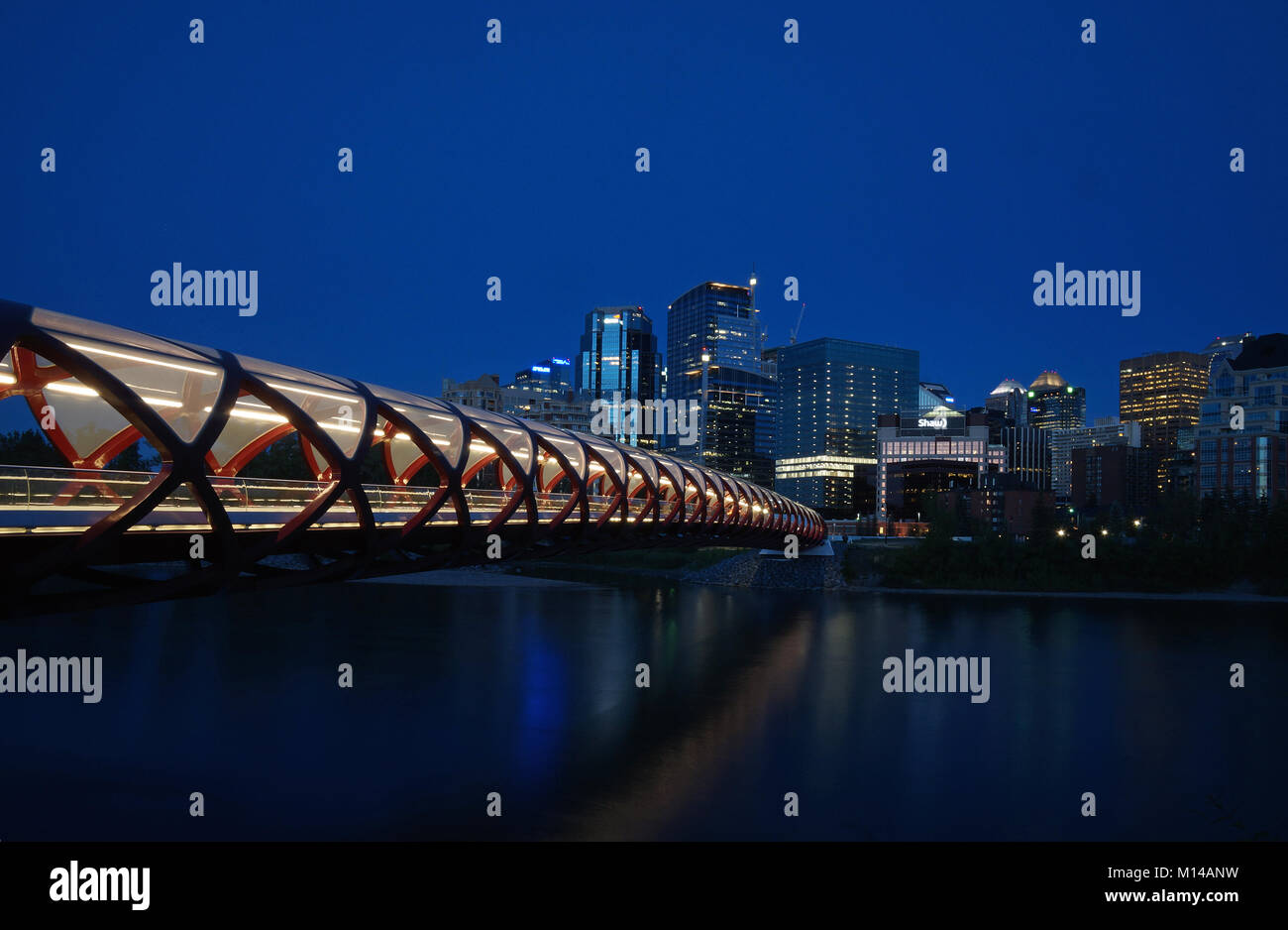 Peacebridge hi-res stock photography and images - Alamy