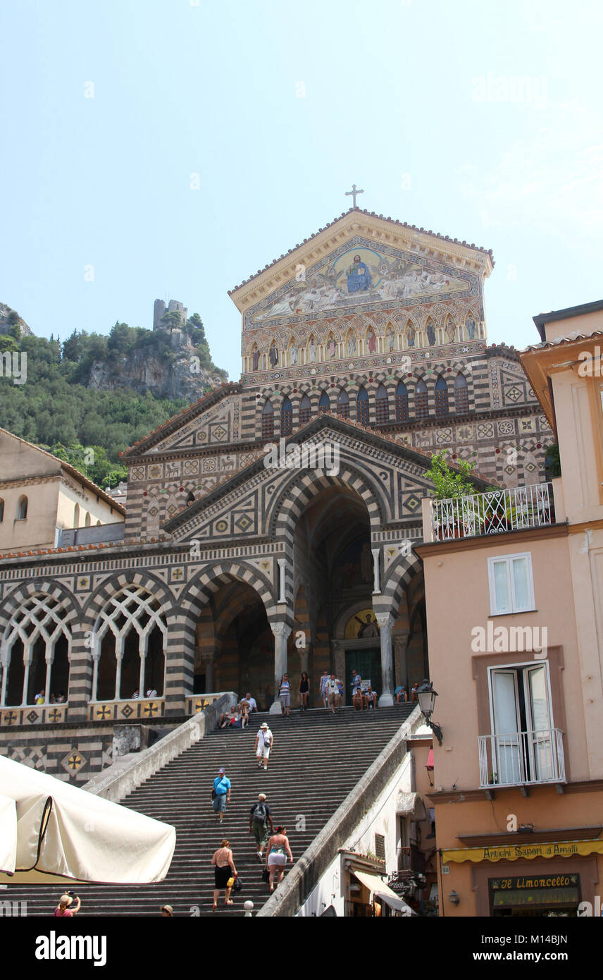 The front entrance of the Amalfi Cathedral, Piazza del Duomo, Amalfi ...