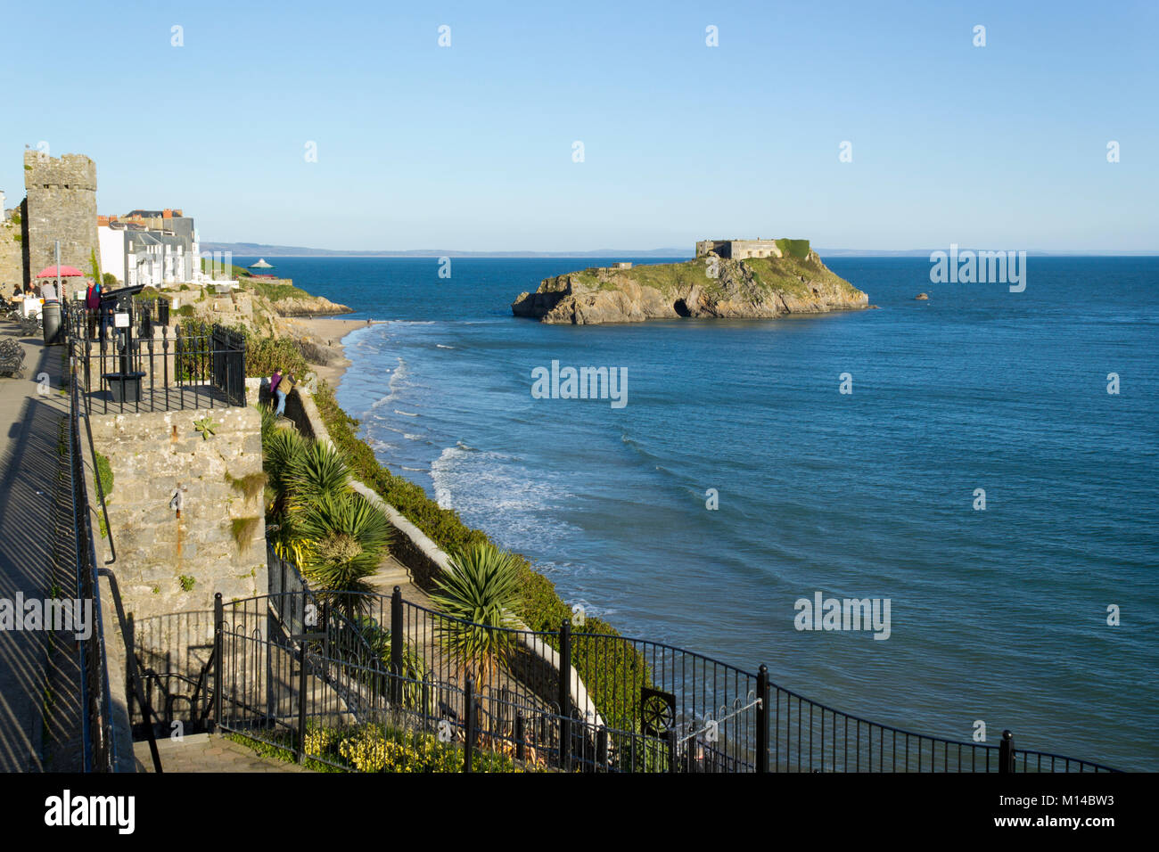 Mild maritime climate hi-res stock photography and images - Alamy