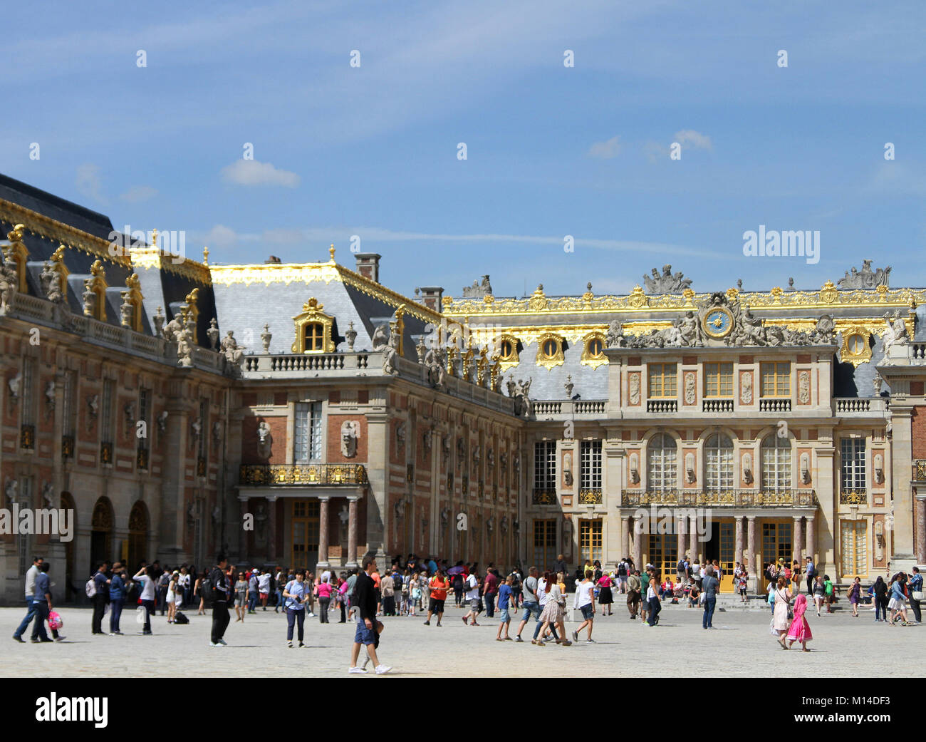 Versailles france exterior hi-res stock photography and images - Alamy