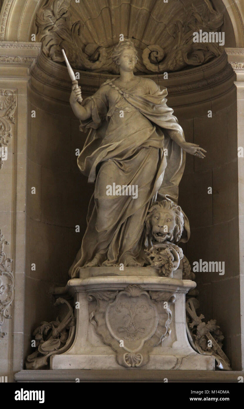 Statues de statue de lion lions hi-res stock photography and images - Alamy