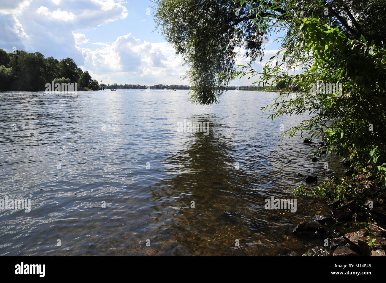 Berlin wall trail hi-res stock photography and images - Alamy