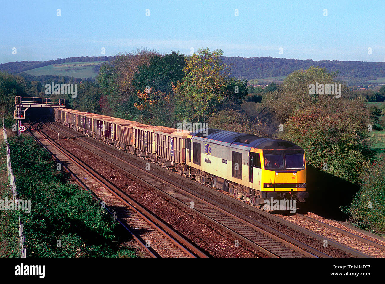 Mainline Freight liveried class 60 diesel locomotive number 60086 ...