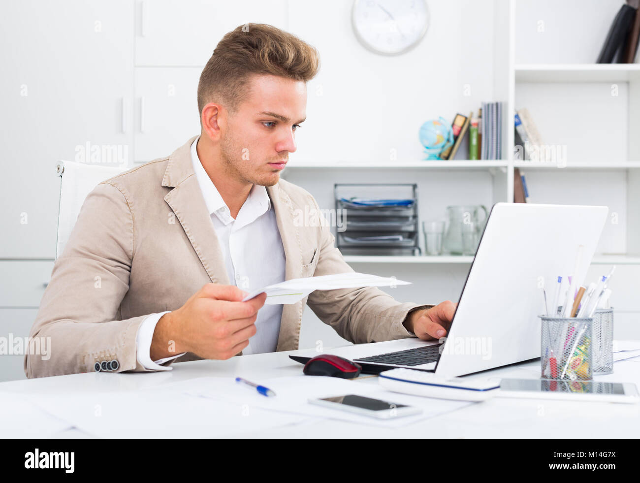Admin headache hi-res stock photography and images - Alamy