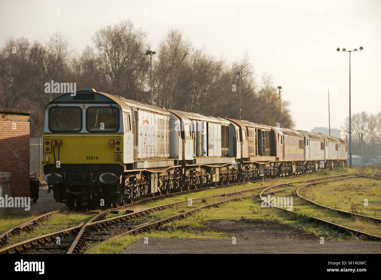 Class 58 locomotive out of service at Old Oak Common Depot in London ...