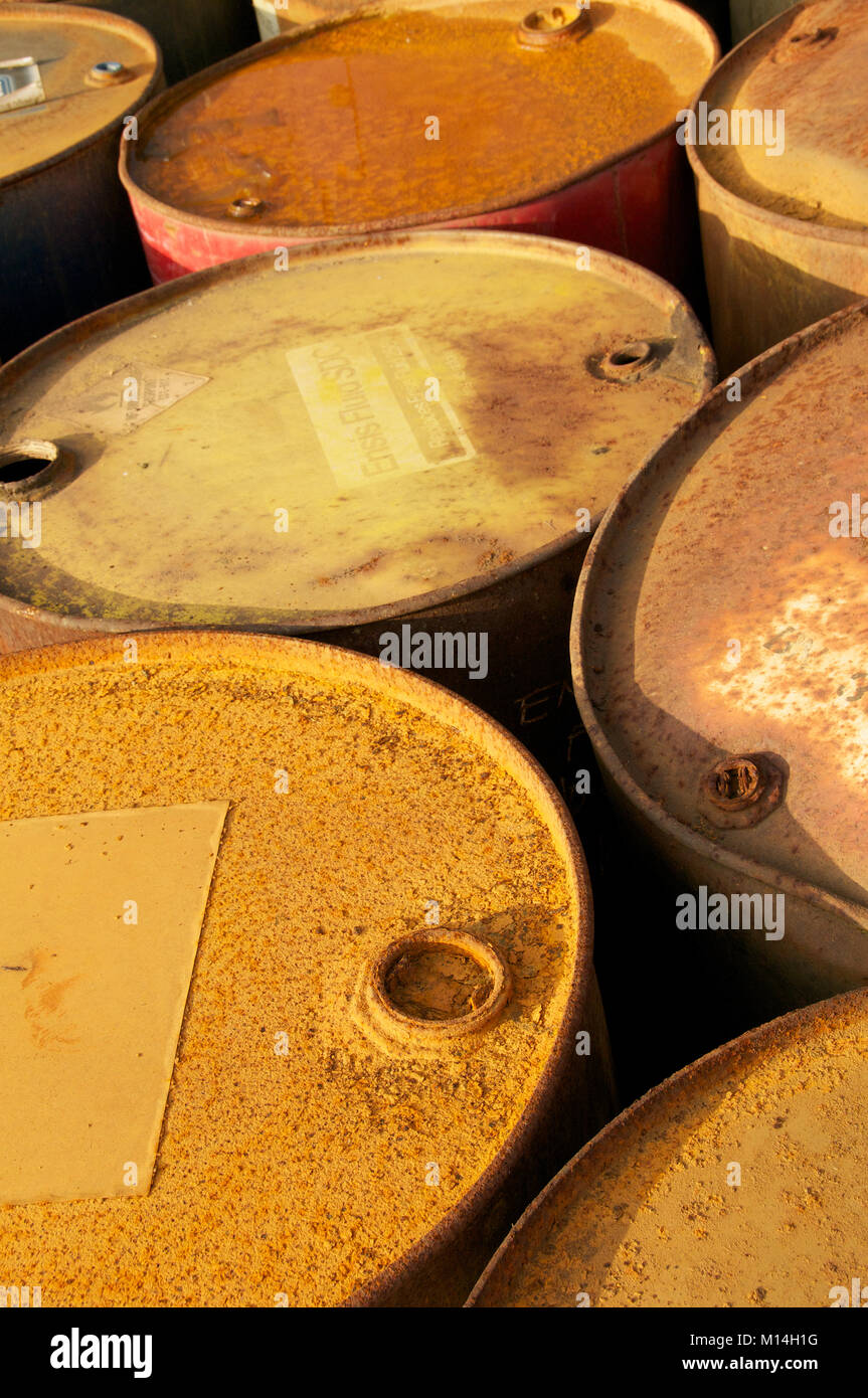 Old oil cans hi-res stock photography and images - Alamy