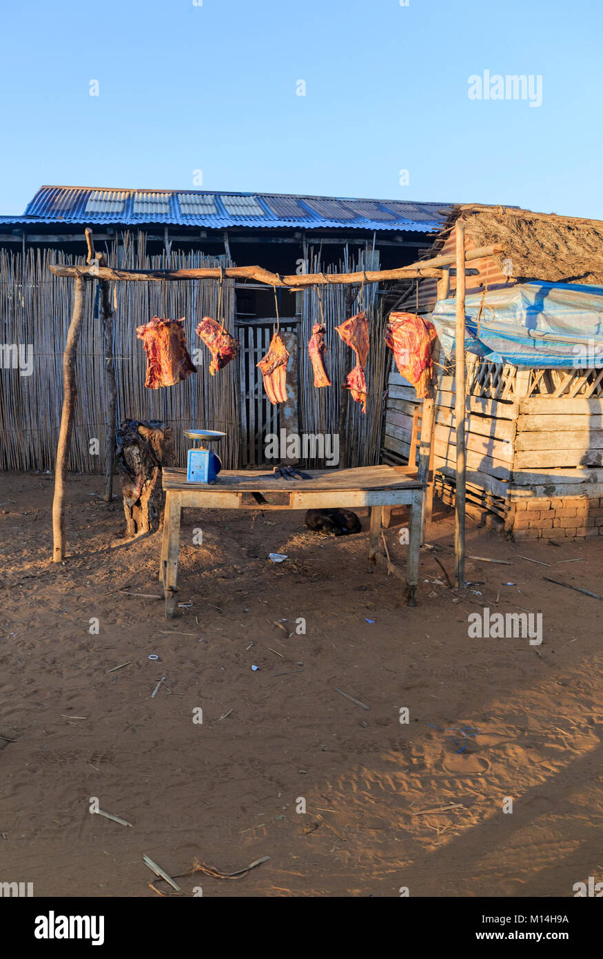 Hanging meat africa hi-res stock photography and images - Alamy