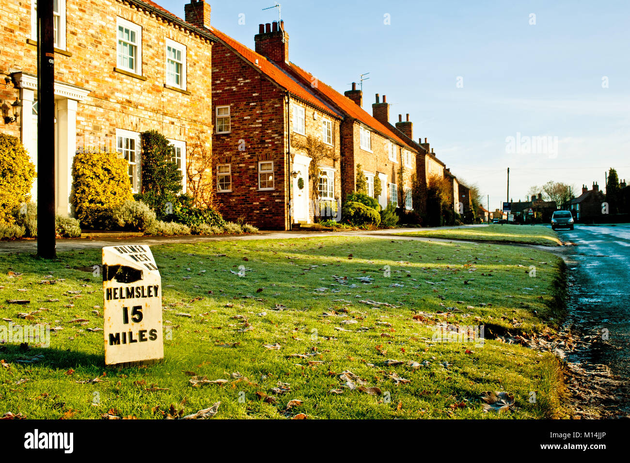 Milepost sign hi-res stock photography and images - Alamy