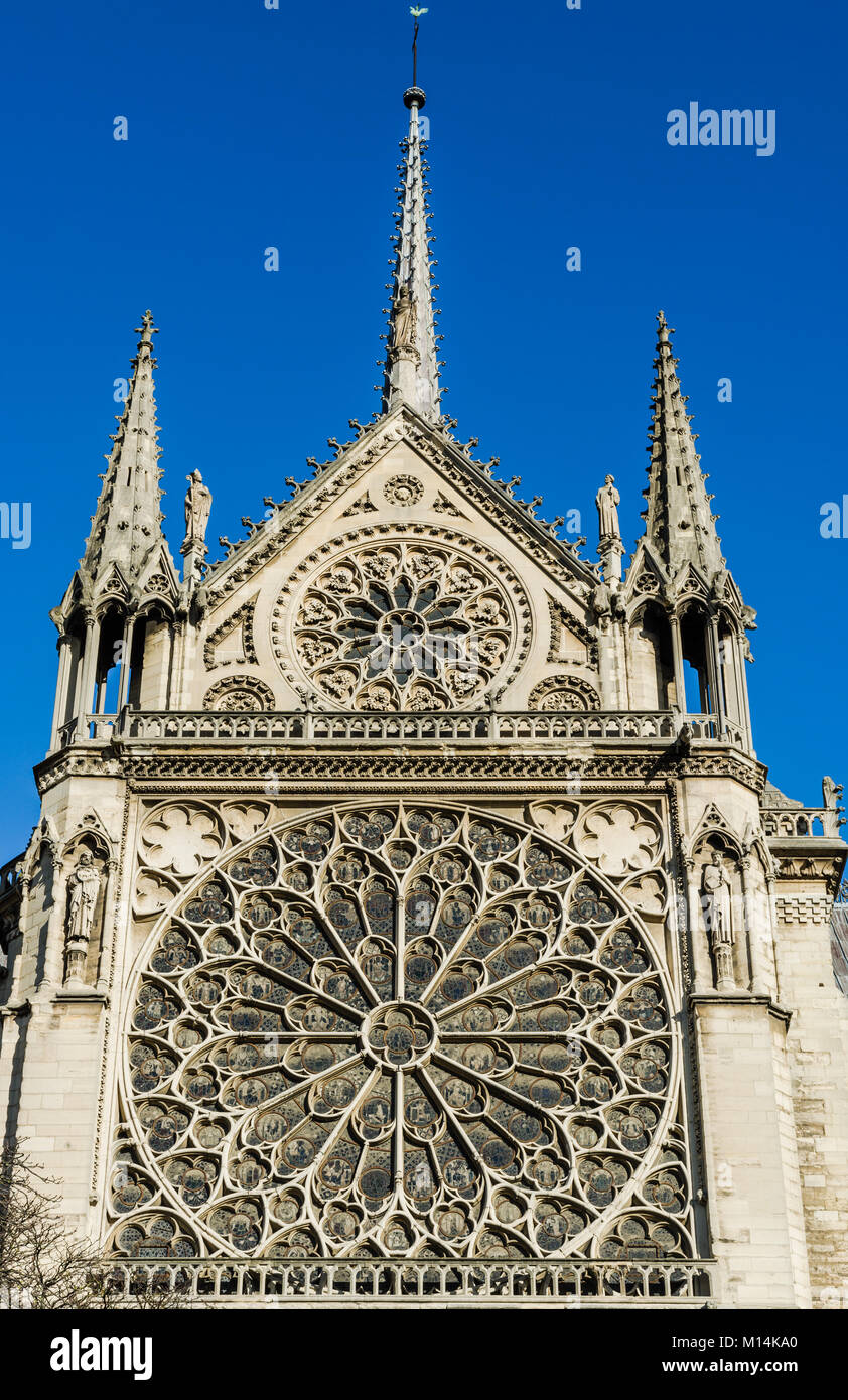 Paris, France: Exterior closeup detail of the rose window on the south ...