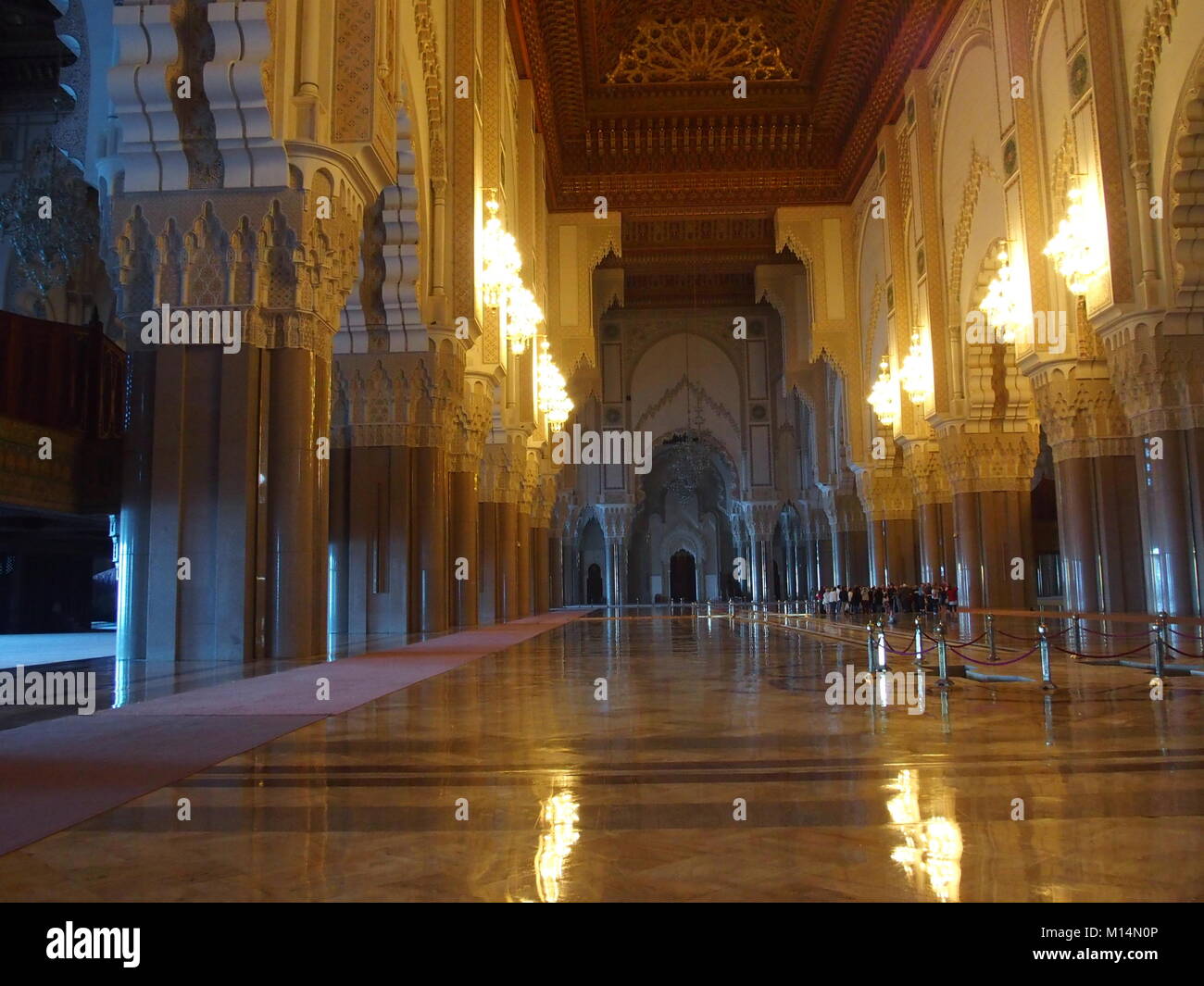 Casablanca morocco ii mosque floor hi-res stock photography and images ...