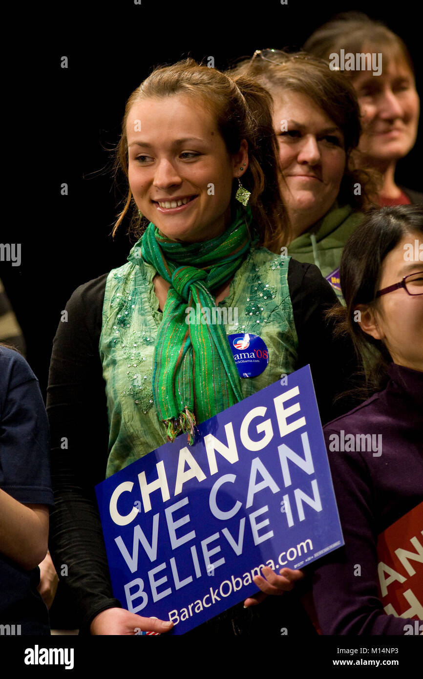 2008 presidential primary campaign hi-res stock photography and images ...