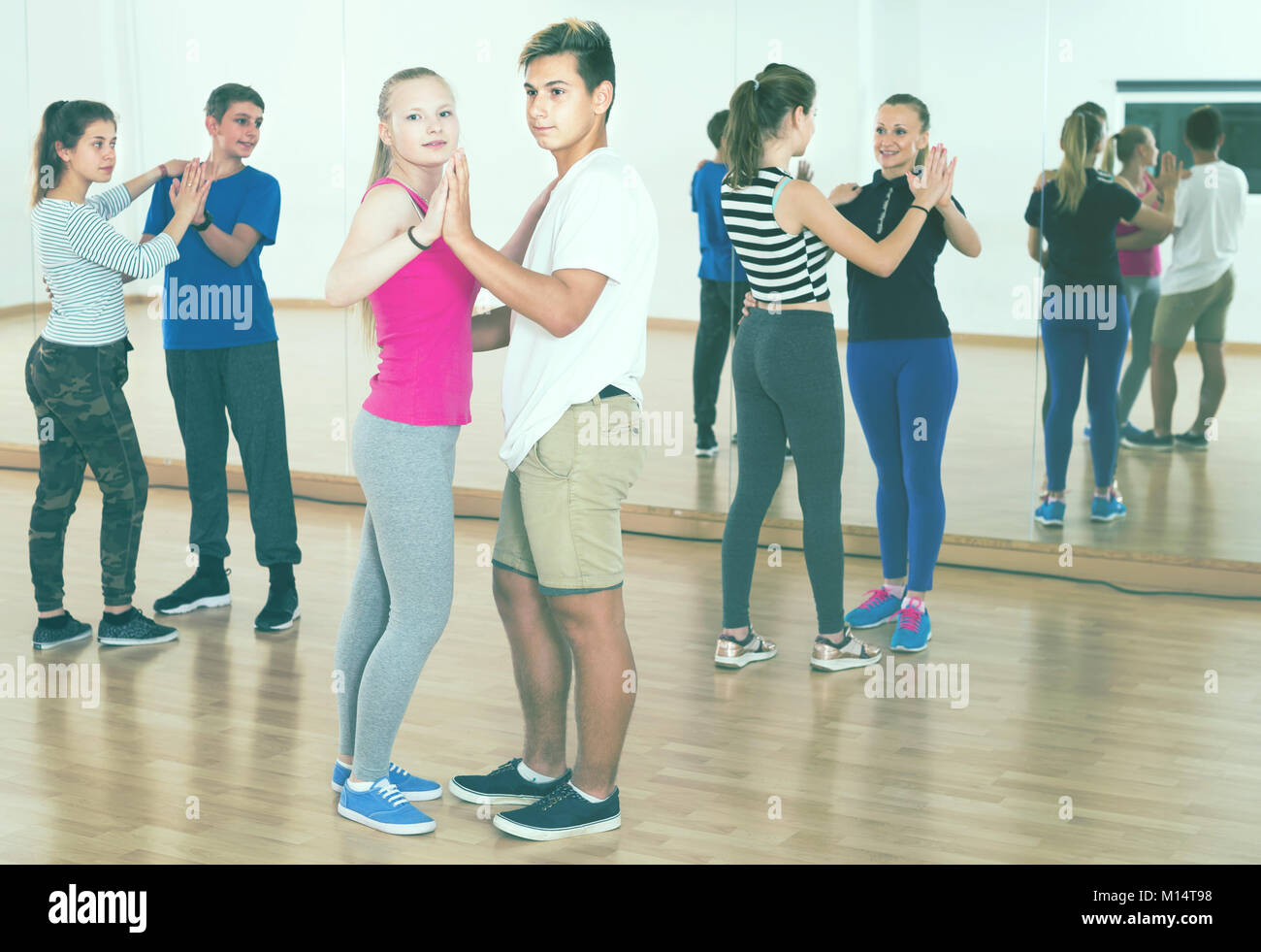 Children rumba dance class hi-res stock photography and images - Alamy
