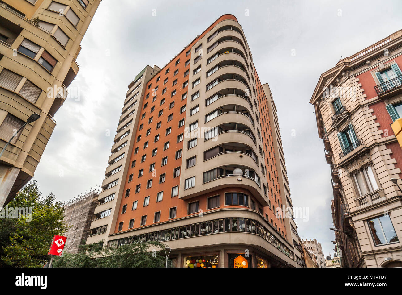 Edificio fabregas hi-res stock photography and images - Alamy