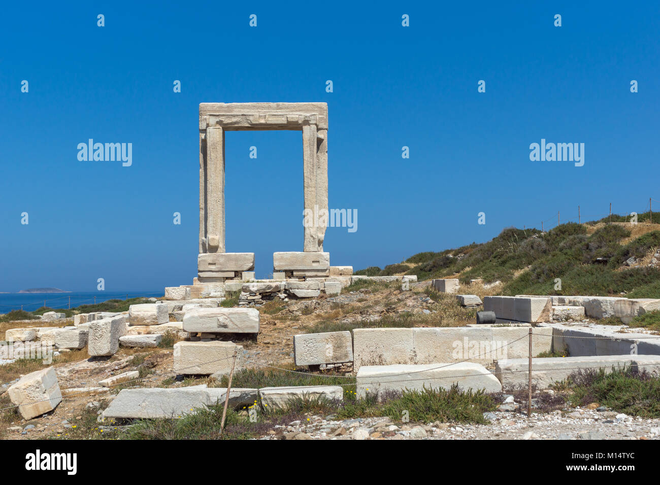 Panoramic view of Portara, Apollo Temple Entrance, Naxos Island ...