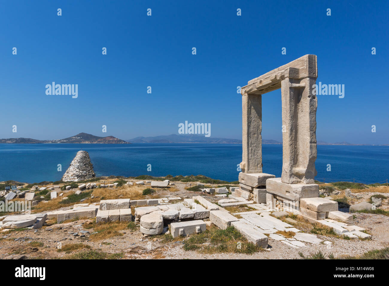 Panoramic view of Portara, Apollo Temple Entrance, Naxos Island ...