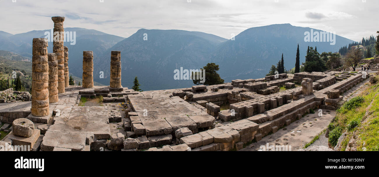 Oracle of apollo at delphi hi-res stock photography and images - Alamy
