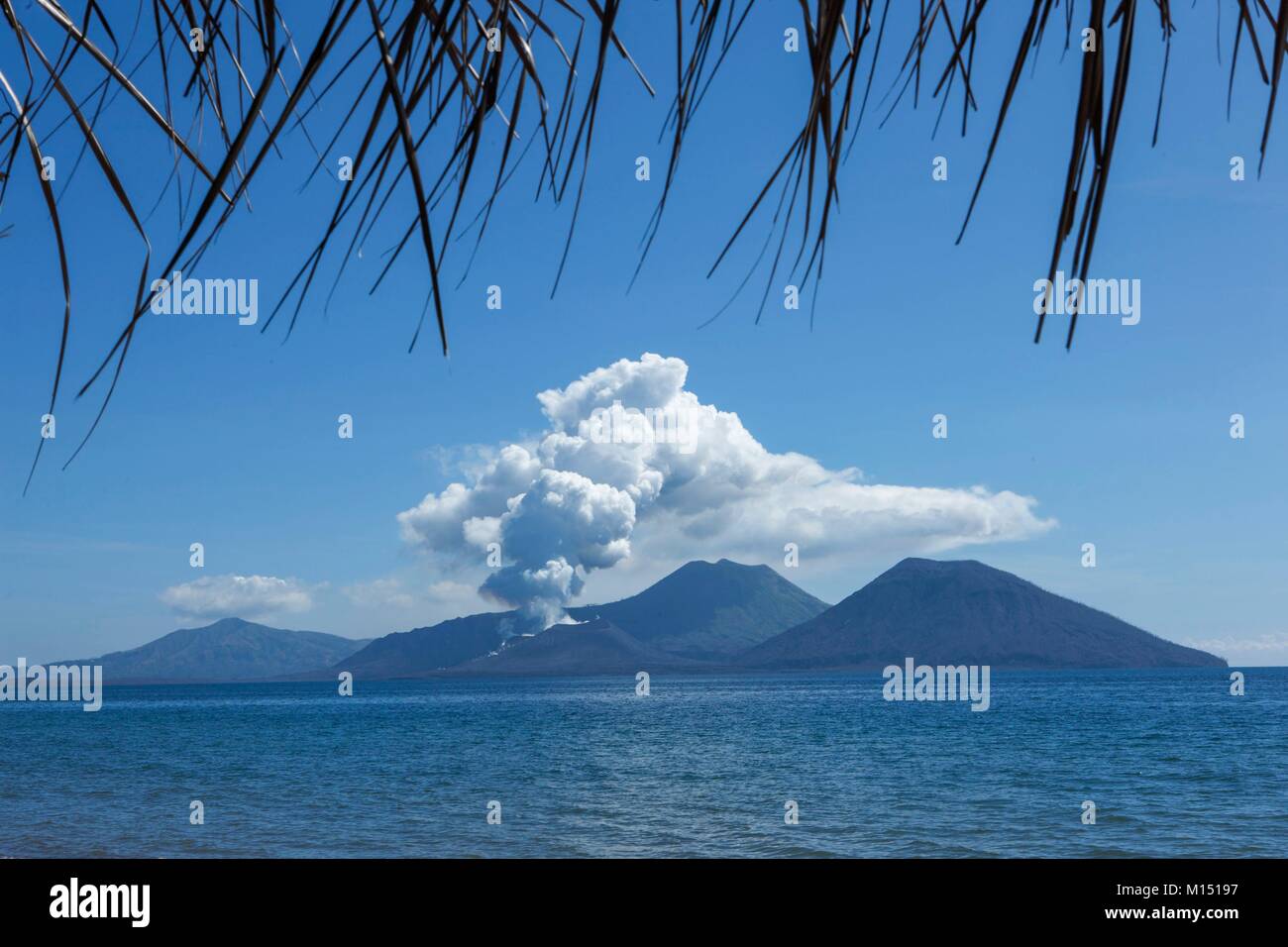 Papua New Guinea, New Britain, the very active volcano Tavurvur, The ...