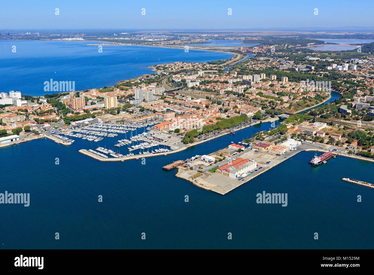 Fos sur mer hi-res stock photography and images - Alamy