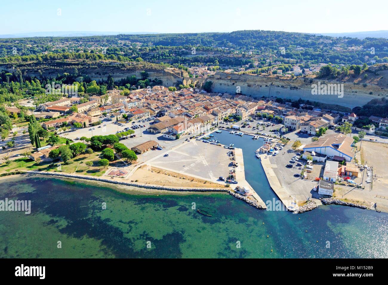 Saint Chamas High Resolution Stock Photography and Images - Alamy