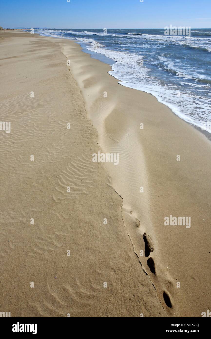 Arles beach hi-res stock photography and images - Alamy