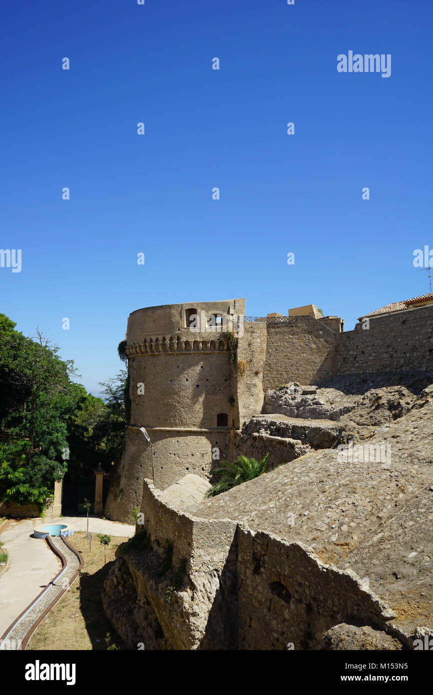 The Castle in Crotone, Calabria - Italy Stock Photo - Alamy