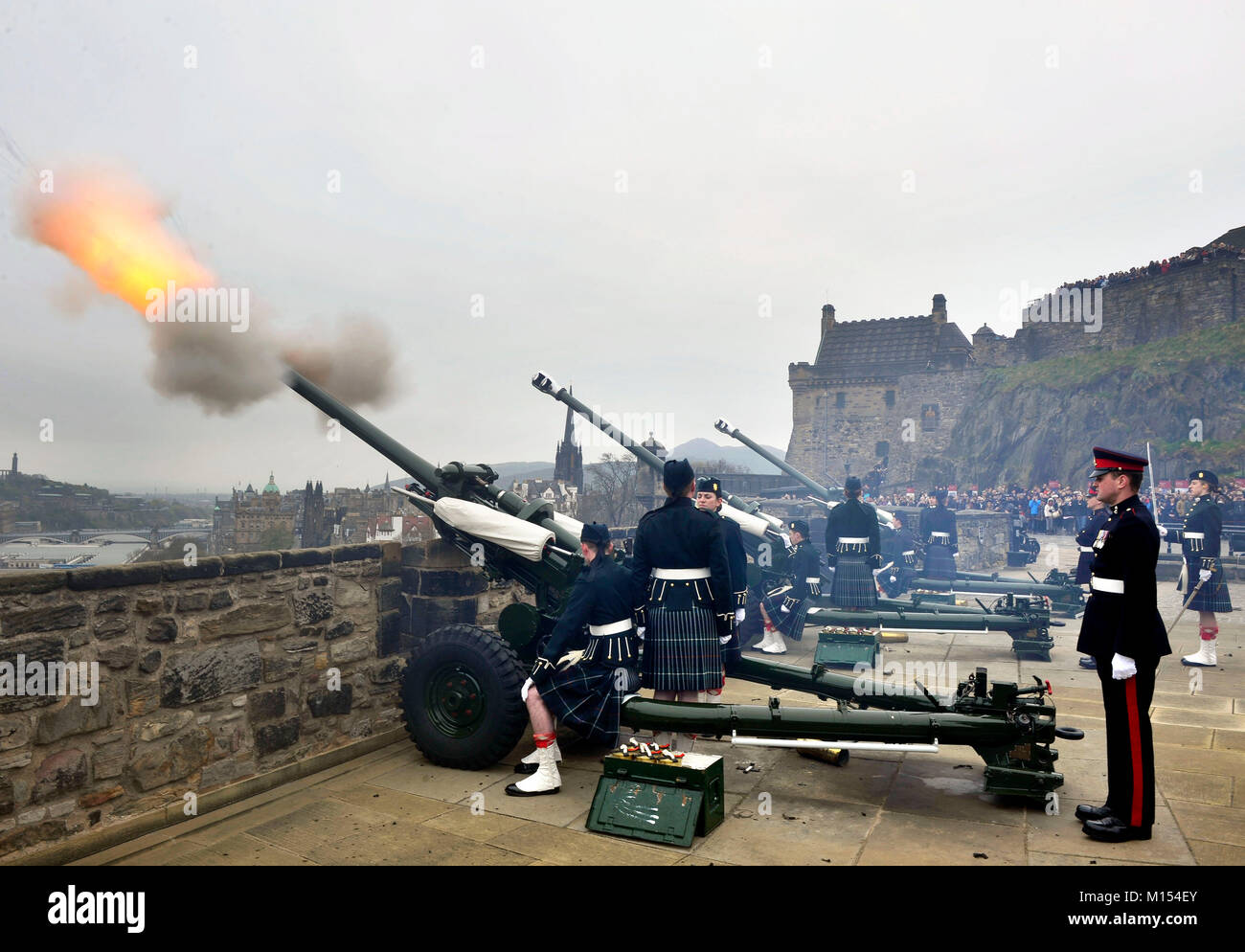 21/04/14, TSPL shift. Edinburgh Castle 21-Gun Royal Salute. Gunners ...