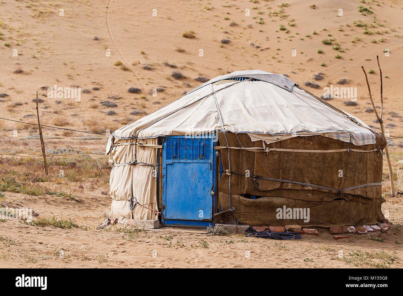 Yurt in the desert of Badain Jaran, China Stock Photo - Alamy