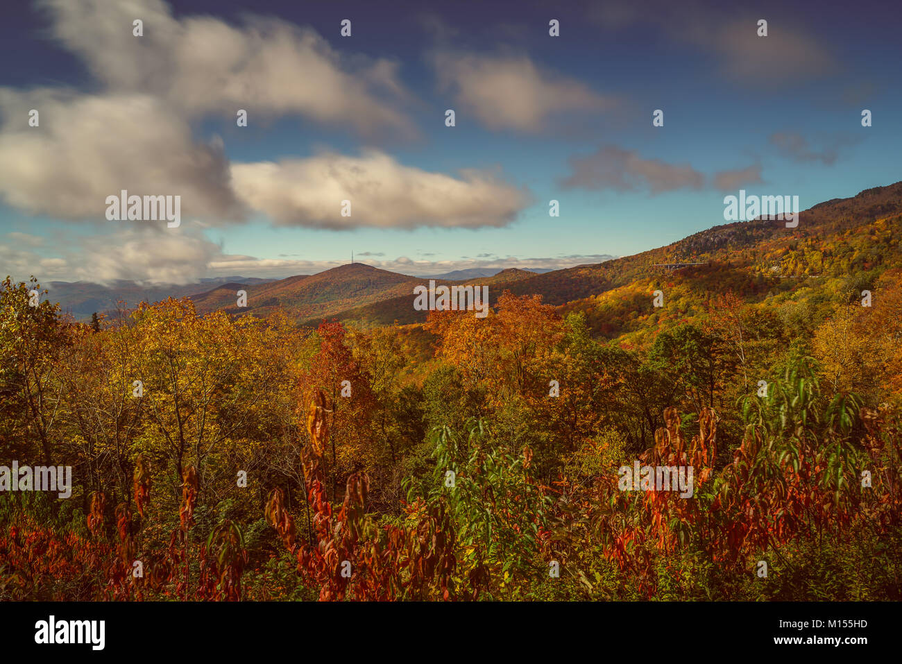 Blue ridge parkway hi-res stock photography and images - Alamy