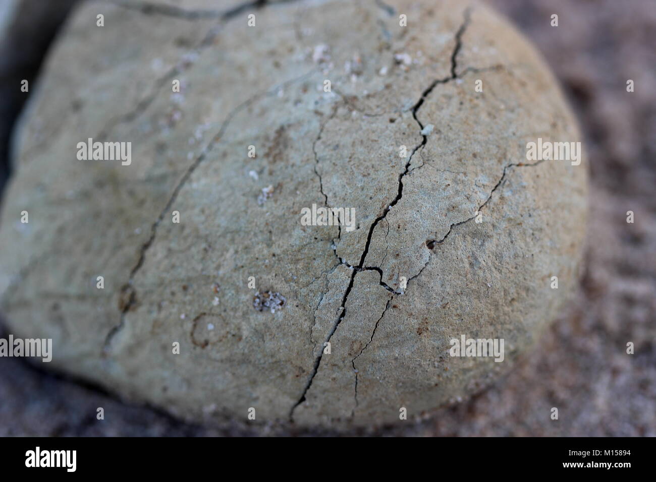 Cracked rock hi-res stock photography and images - Alamy