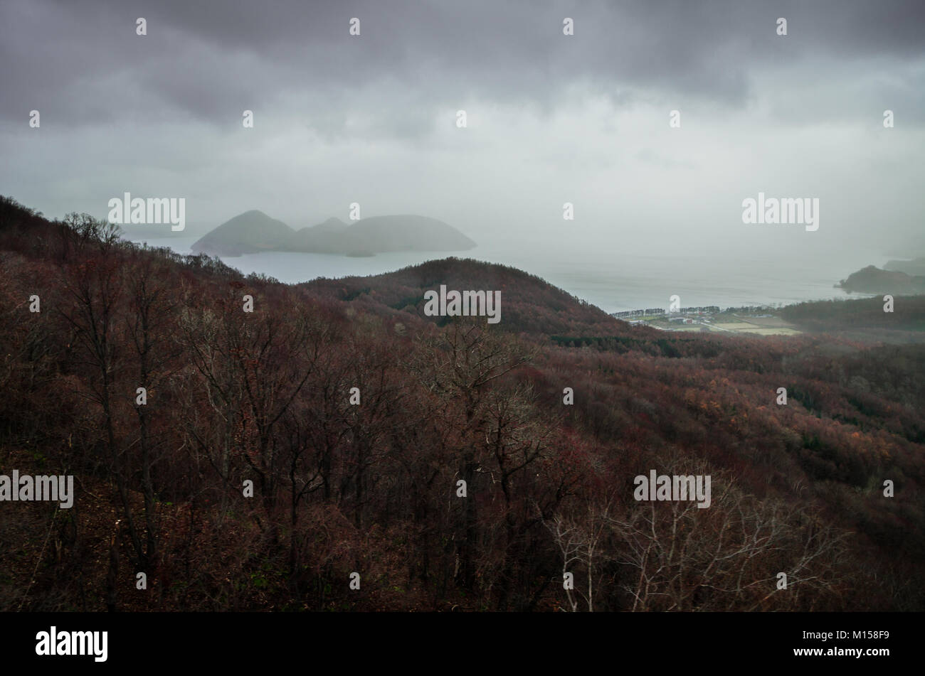 Panoramic views over Lake Toya from Mount. Usu Ropeway. The ropeway ...