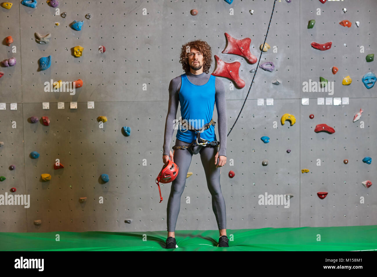 Guy rope hi-res stock photography and images - Alamy