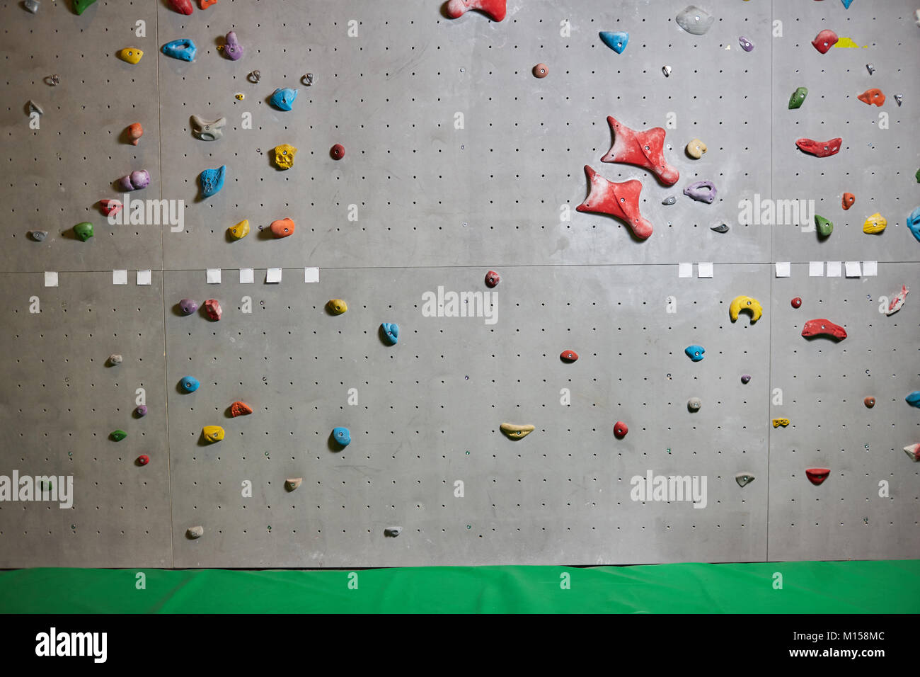 Climbing wall recreation hi-res stock photography and images - Alamy