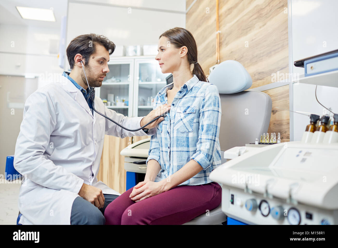 Treatment of patient Stock Photo - Alamy