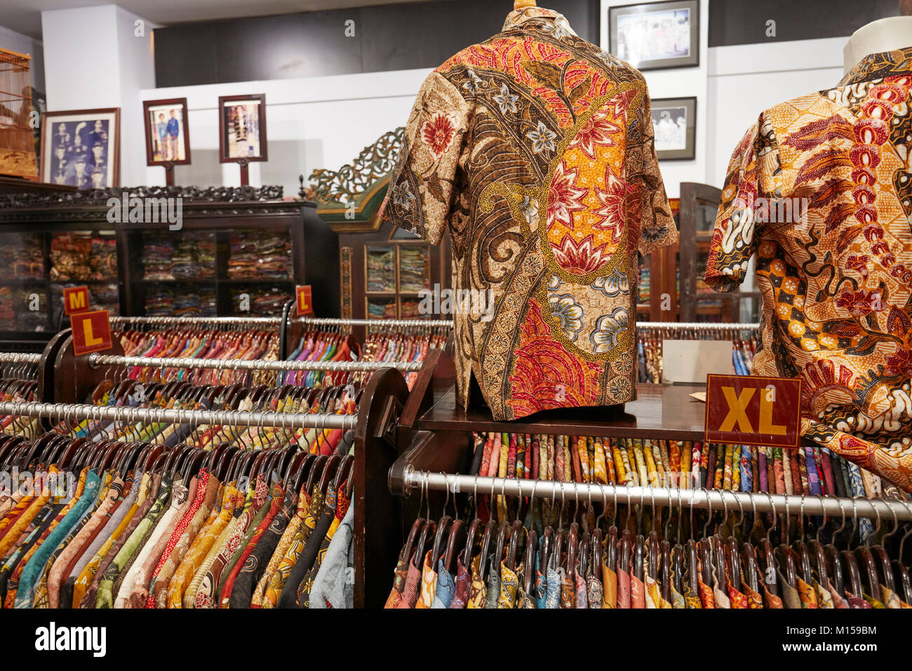 Traditional Indonesian silk batik shirts for sale in Hamzah Batik shop ...