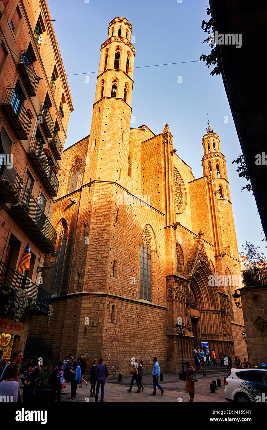 Basilica de santa maria del mar hi-res stock photography and images - Alamy