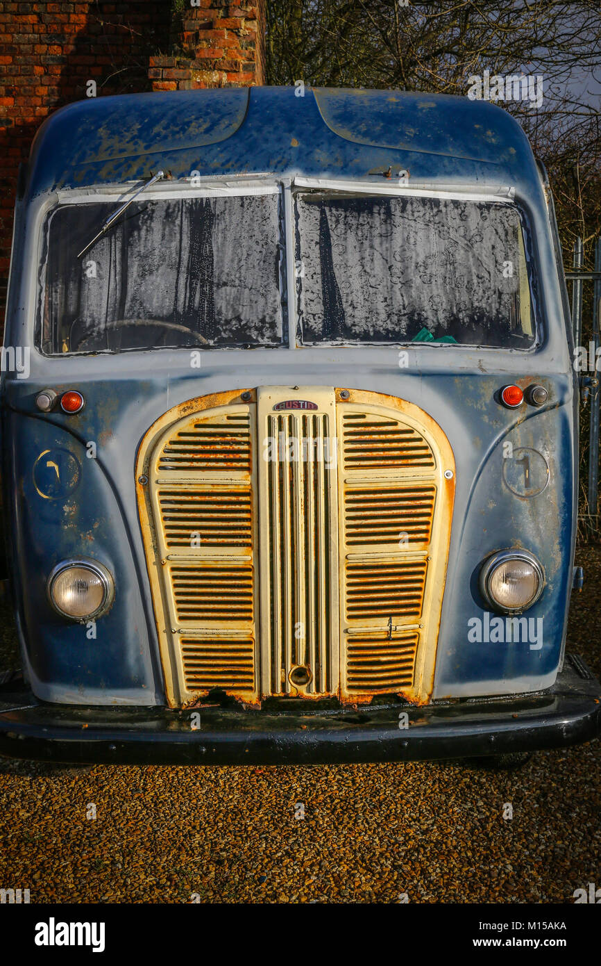 Commercial vehicle vintage hi-res stock photography and images - Alamy