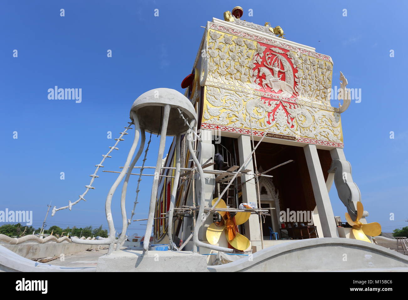 Boat Temple in Baan Laem, Thailand. Nok Pak Talay Temple, temple at the ...