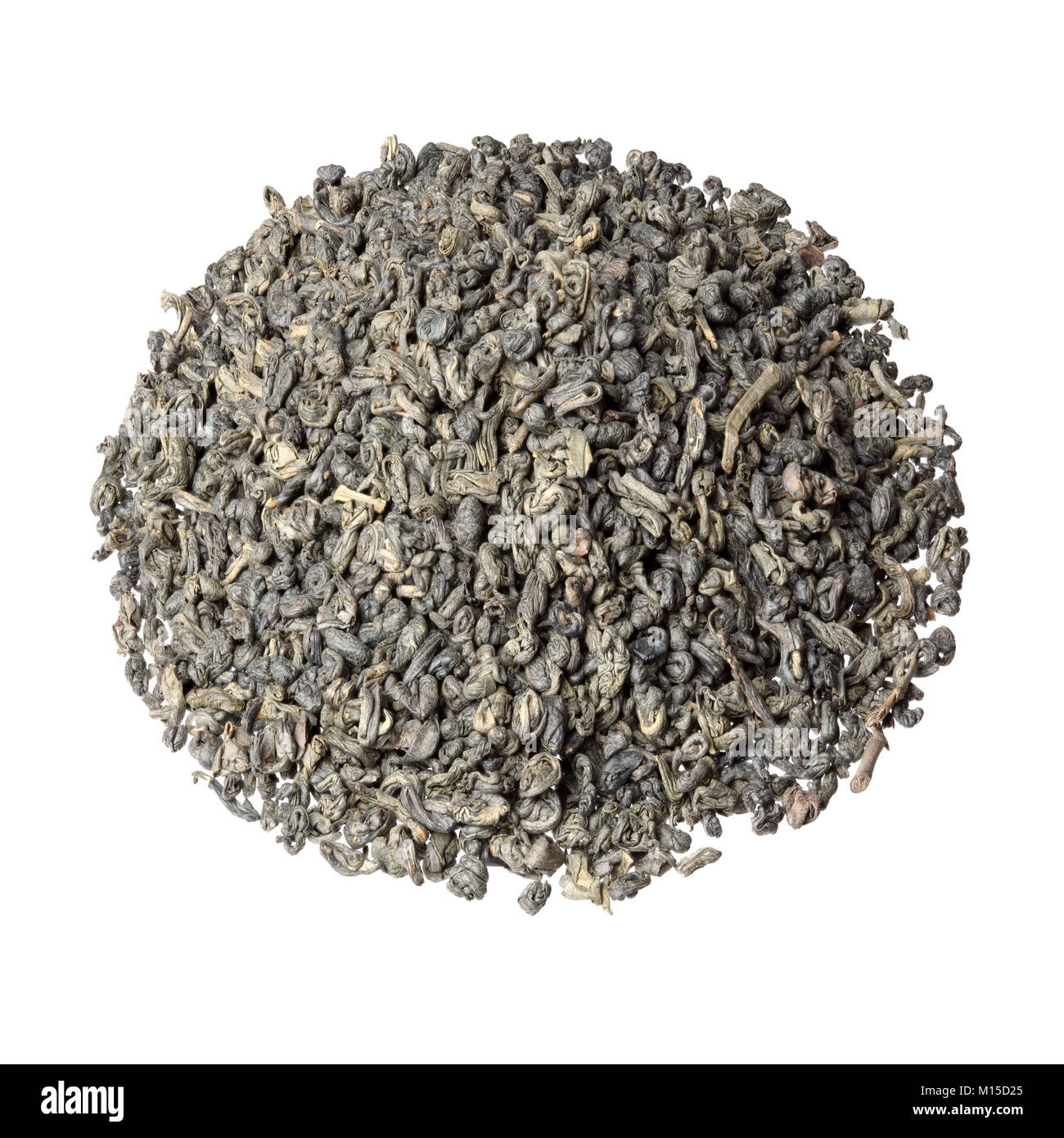 Gunpowder tea isolated on white Stock Photo - Alamy